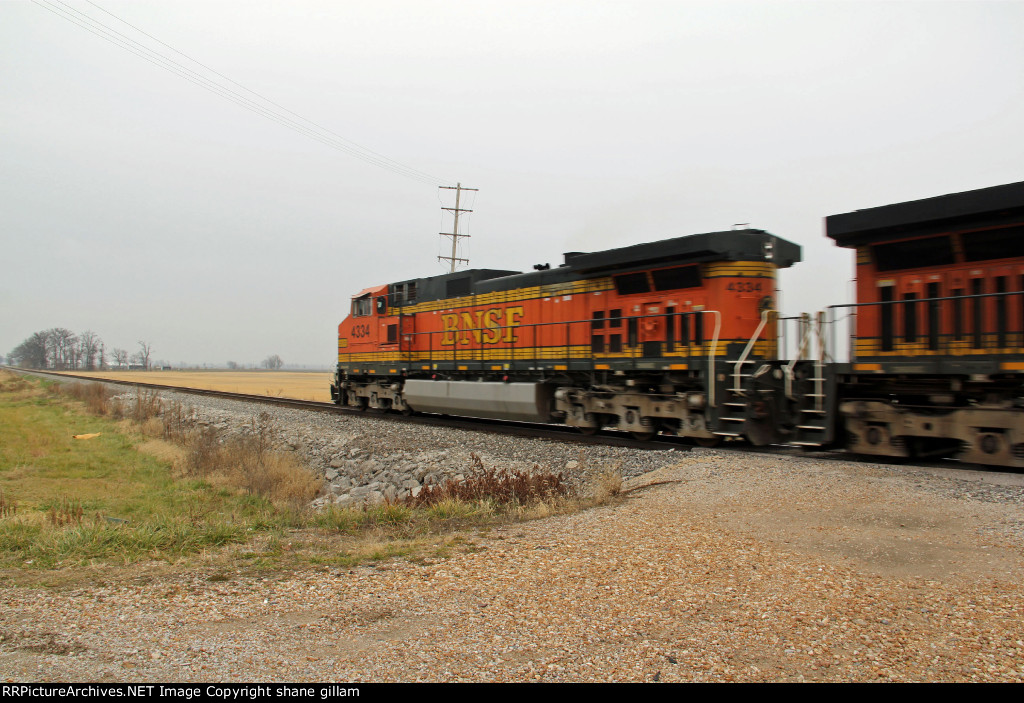 BNSF 4334 roster shot of a Nb grain.